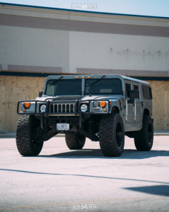 2003 Hummer H1 Wheel Offset Aggressive > 1" Outside Fender Suspension ...