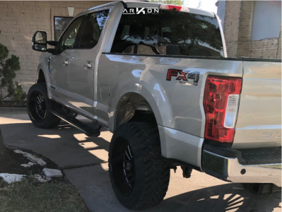 2018 Ford F-250 Super Duty Wheel Offset Aggressive > 1" Outside Fender ...