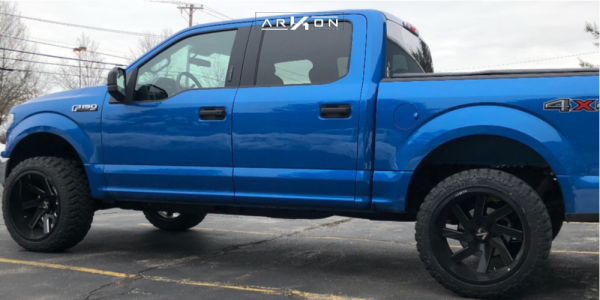 2019 Ford F-150 Wheel Offset Super Aggressive 3"-5" Leveling Kit ...