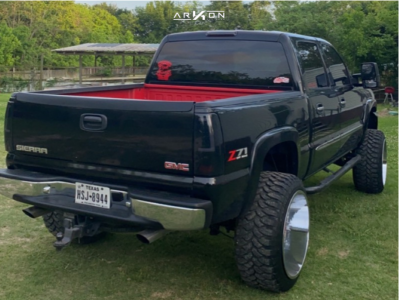 2006 GMC Sierra 1500 Wheel Offset Aggressive > 1" Outside Fender ...