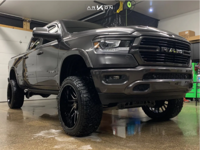 2019 Ram 1500 Wheel Offset Aggressive > 1" Outside Fender Suspension ...