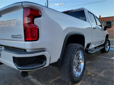 2021 Chevrolet Silverado 2500 HD Wheel Offset Aggressive > 1" Outside ...