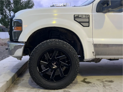 2008 Ford F-250 Super Duty Wheel Offset Aggressive > 1" Outside Fender ...