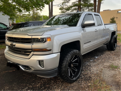 2017 Chevrolet Silverado 1500 Wheel Offset Aggressive > 1" Outside ...