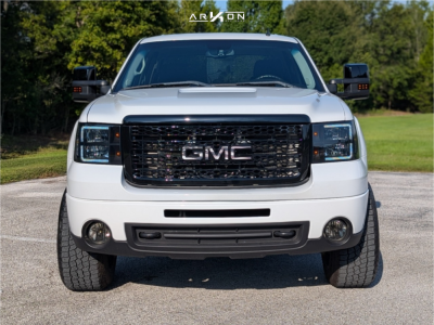 2009 GMC Sierra 2500 HD Wheel Offset Aggressive > 1" Outside Fender ...