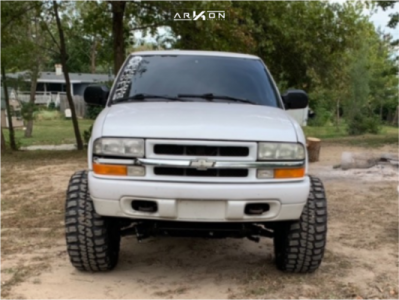 2003 Chevrolet S10 Wheel Offset Super Aggressive 3"-5" Suspension Lift ...