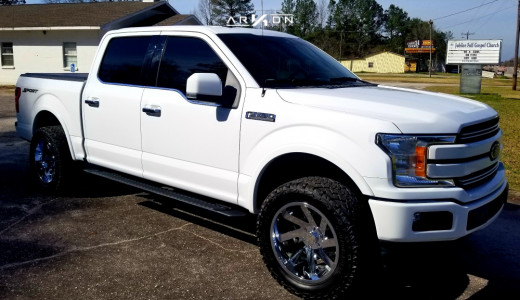 2019 Ford F-150 Wheel Offset Aggressive > 1" Outside Fender Leveling ...