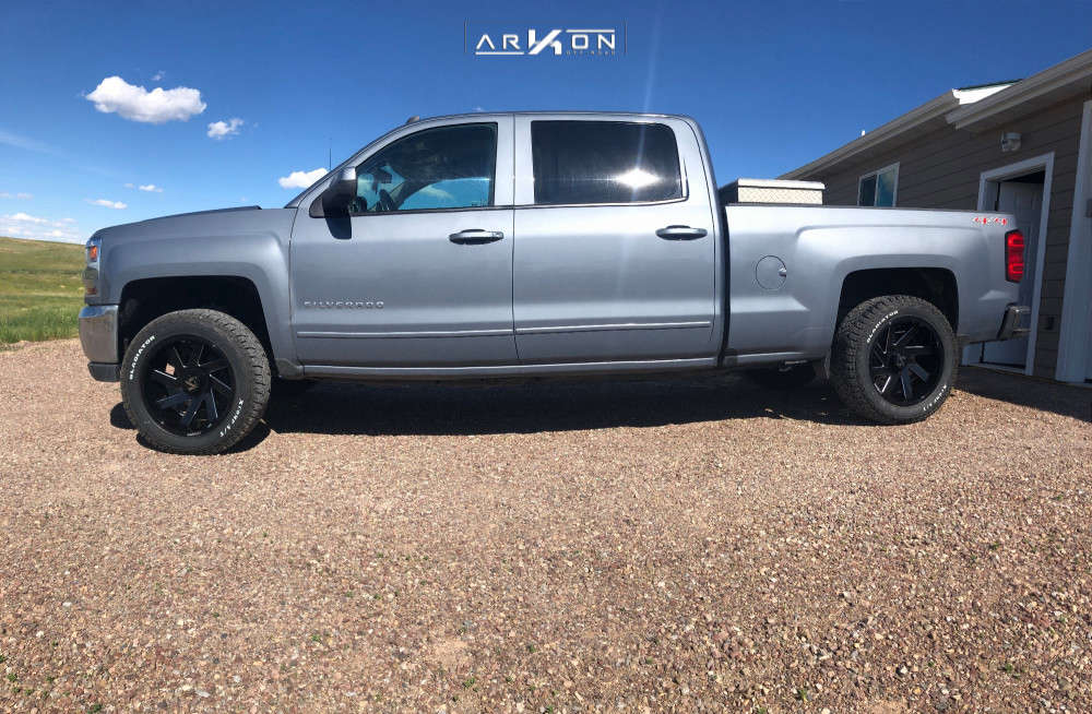 2016 Chevrolet Silverado 1500 Wheel Offset Aggressive > 1" Outside ...