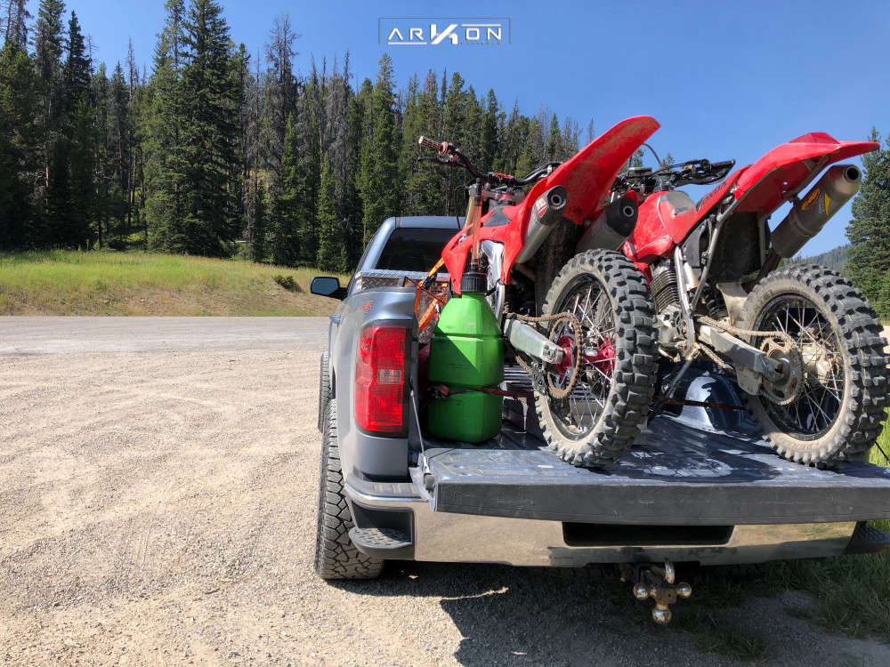 2016 Chevrolet Silverado 1500 Wheel Offset Aggressive > 1" Outside ...