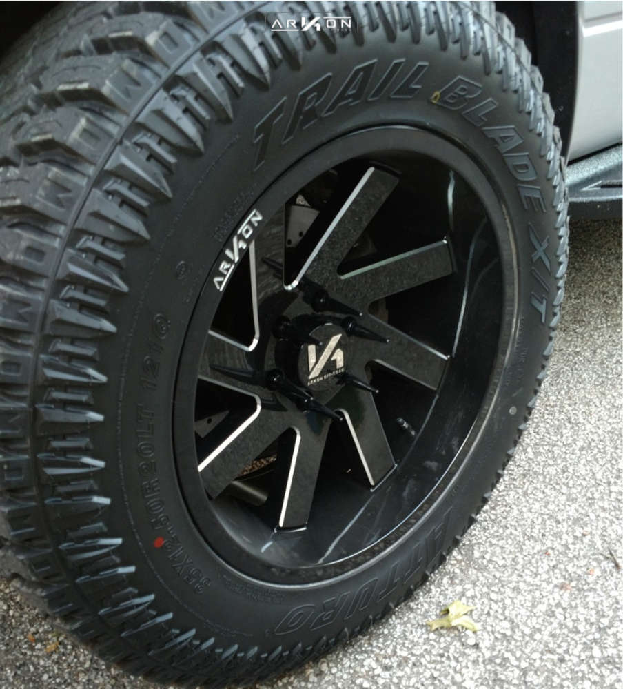 2012 Ford Raptor Wheel Offset Aggressive > 1" Outside Fender Stock ...