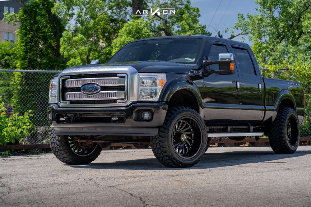 2013 Ford F-250 Super Duty Wheel Offset Aggressive > 1" Outside Fender ...
