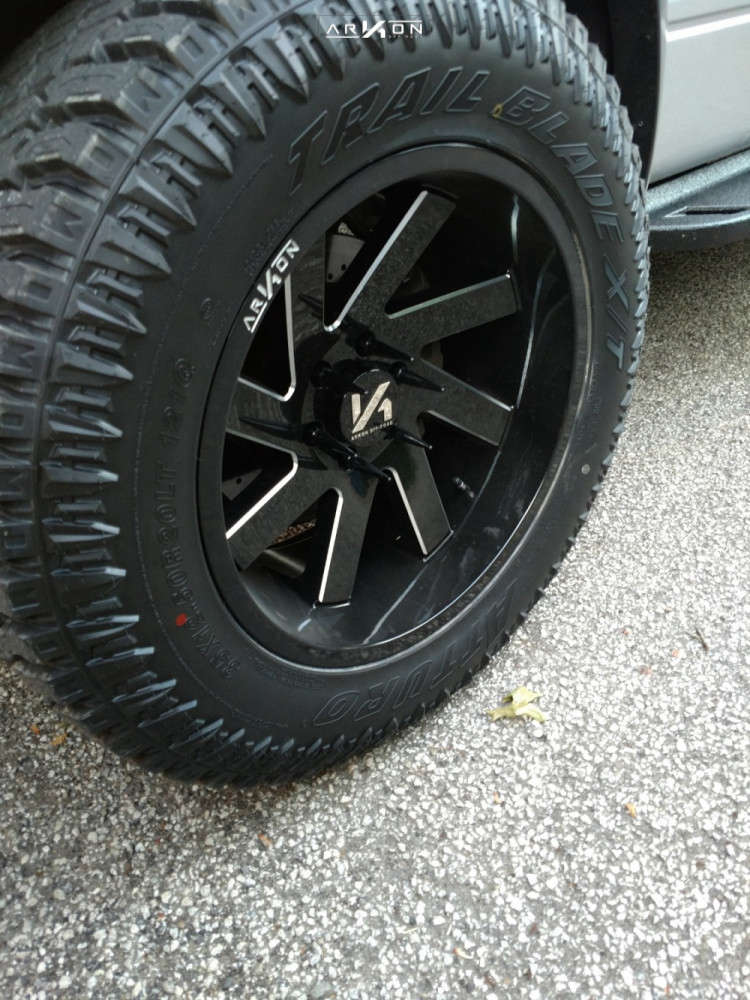 2012 Ford Raptor Wheel Offset Aggressive > 1" Outside Fender Stock ...