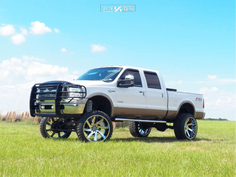 2006 Ford F-350 Super Duty Wheel Offset Aggressive > 1" Outside Fender ...