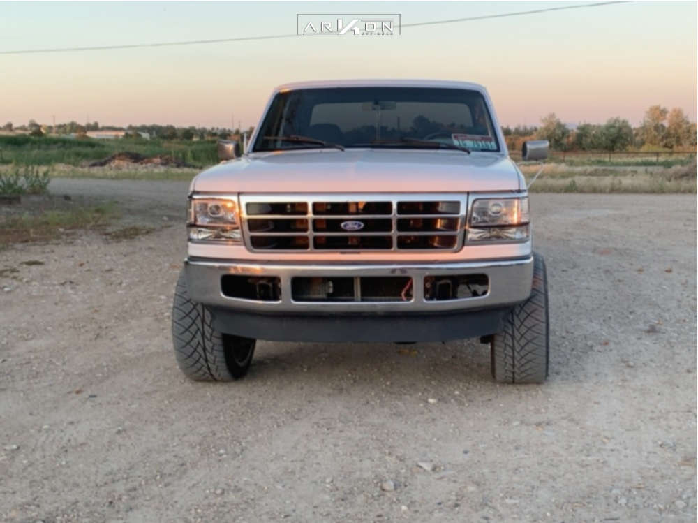 1996 Ford F-250 Wheel Offset Aggressive > 1" Outside Fender Level 2 ...