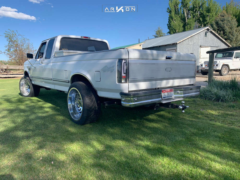 1996 Ford F-250 Wheel Offset Aggressive > 1" Outside Fender Level 2 ...
