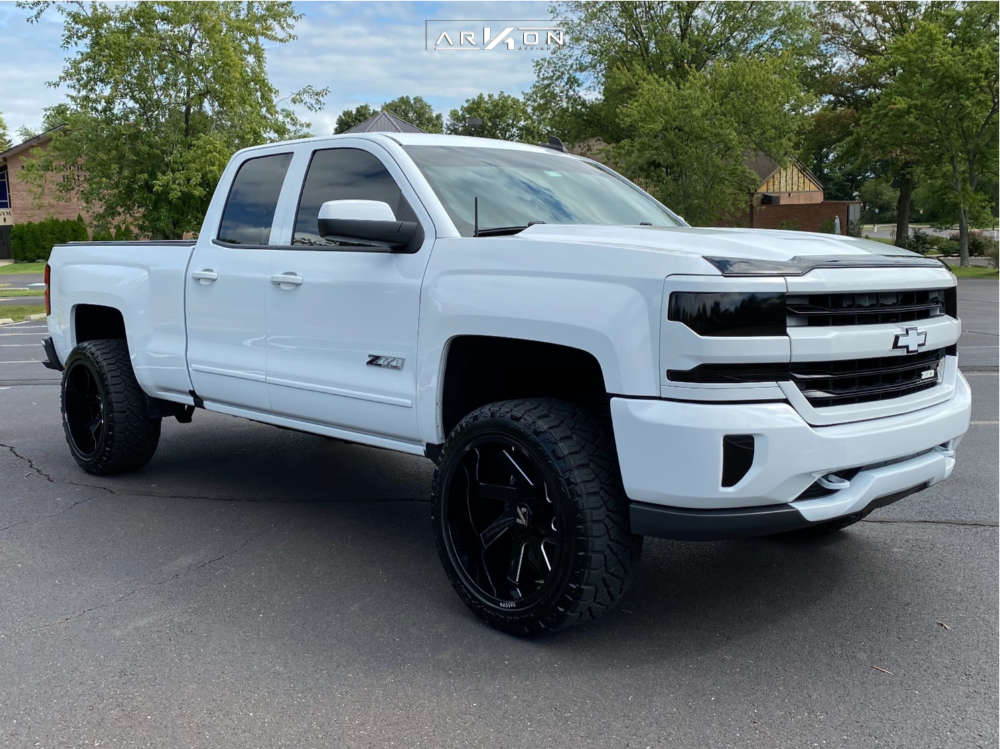 2016 Chevrolet Silverado 1500 Wheel Offset Aggressive > 1" Outside ...