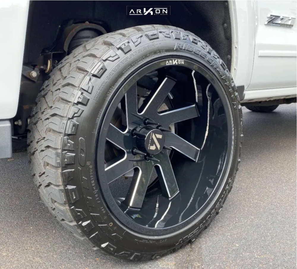 2016 Chevrolet Silverado 1500 Wheel Offset Aggressive > 1" Outside ...