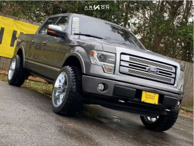 2013 Ford F-150 Wheel Offset Aggressive > 1" Outside Fender Leveling ...