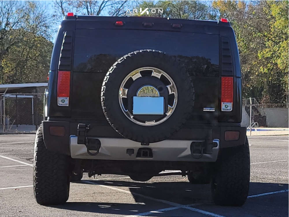 2009 HUMMER H2 Wheel Offset Aggressive > 1" Outside Fender Stock ...