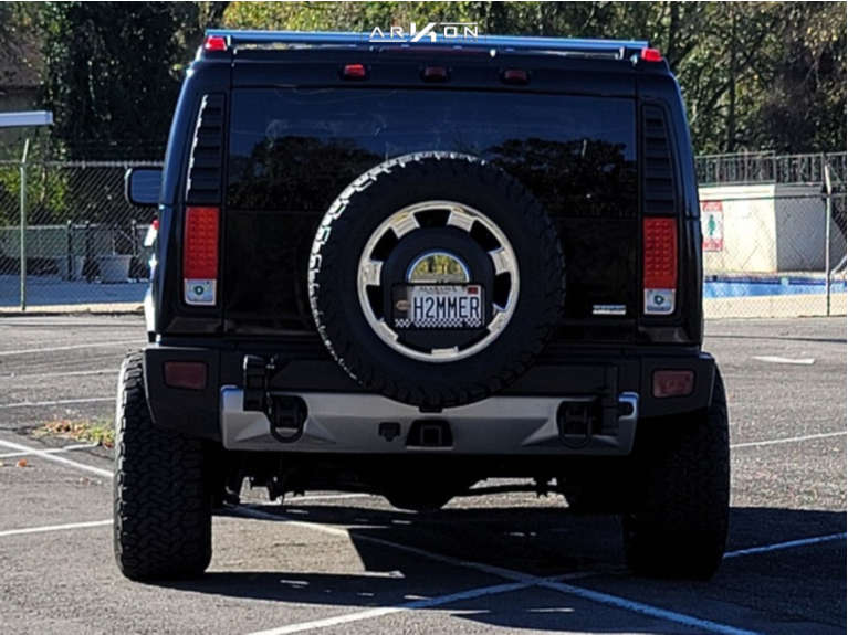 2009 Hummer H2 Wheel Offset Aggressive > 1" Outside Fender Stock ...