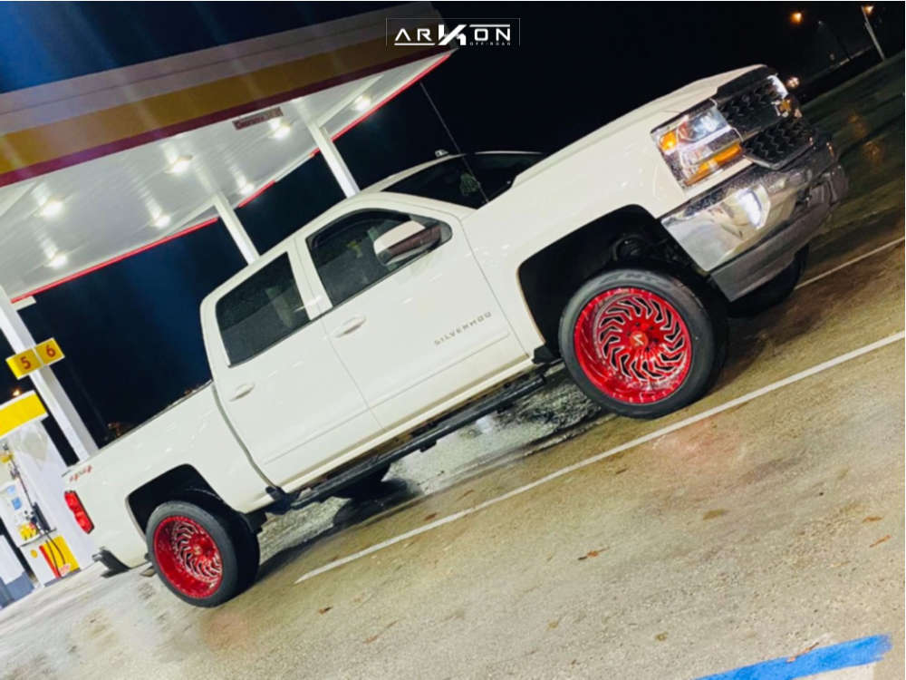 2017 Chevrolet Silverado 1500 Wheel Offset Aggressive > 1" Outside ...