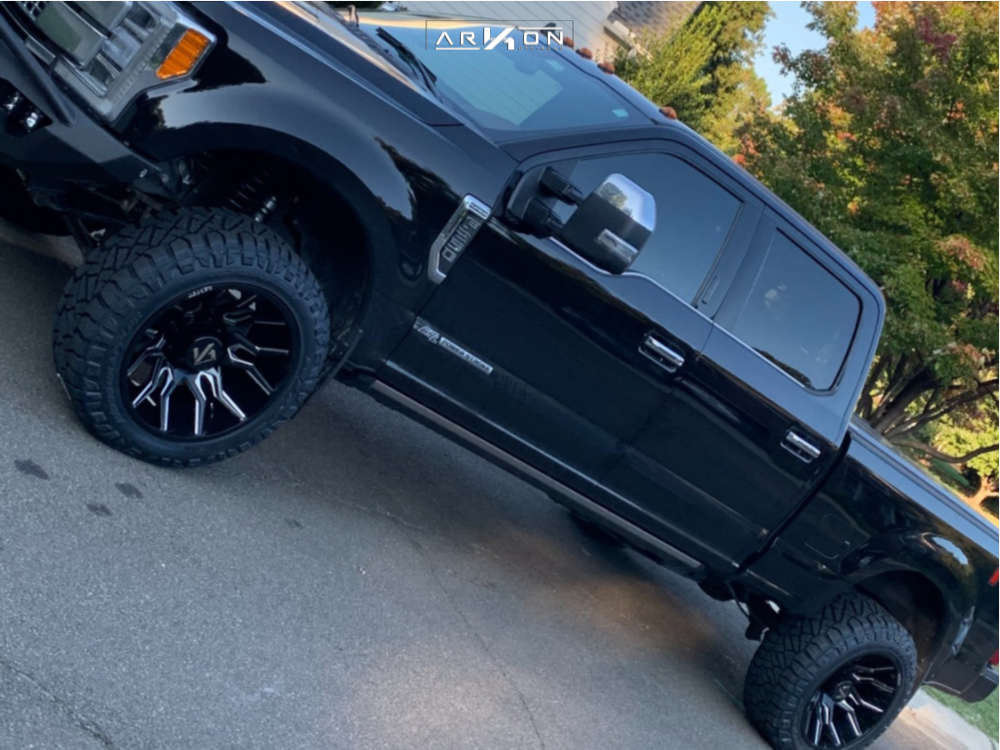 2019 Ford F-250 Super Duty Wheel Offset Aggressive > 1" Outside Fender ...