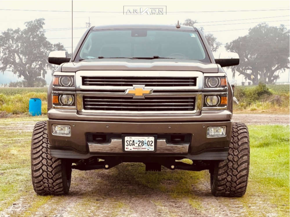2015 Chevrolet Silverado 1500 Wheel Offset Aggressive > 1" Outside ...