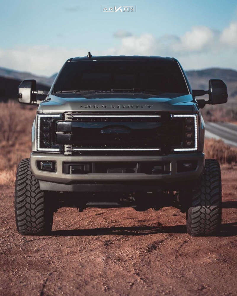 2019 Ford F-250 Super Duty Wheel Offset Aggressive > 1" Outside Fender ...