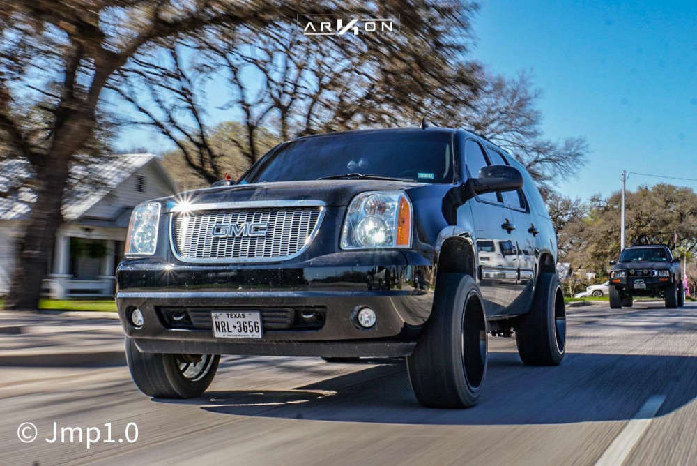 2012 GMC Yukon Wheel Offset Aggressive > 1" Outside Fender Leveling Kit ...