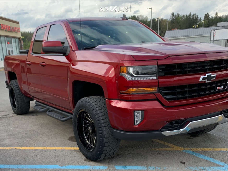 2018 Chevrolet Silverado 1500 Wheel Offset Aggressive > 1" Outside ...