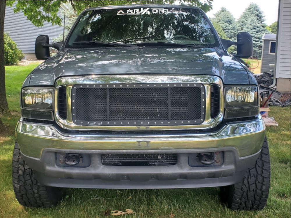 2001 Ford Excursion Wheel Offset Aggressive > 1" Outside Fender ...