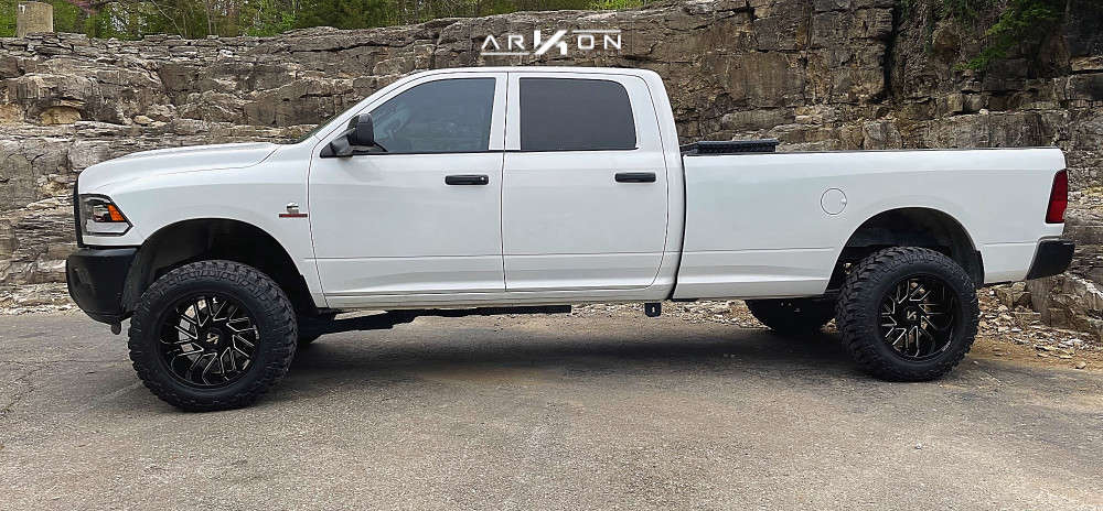 2013 Ram 3500 Wheel Offset Aggressive > 1" Outside Fender Leveling Kit ...