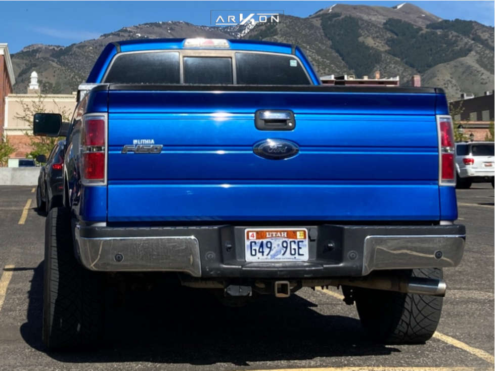 2011 Ford F-150 Wheel Offset Super Aggressive 3"-5" Leveling Kit ...