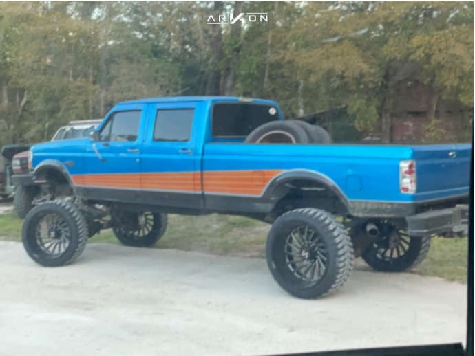 1997 Ford F-350 Wheel Offset Aggressive > 1" Outside Fender Suspension ...
