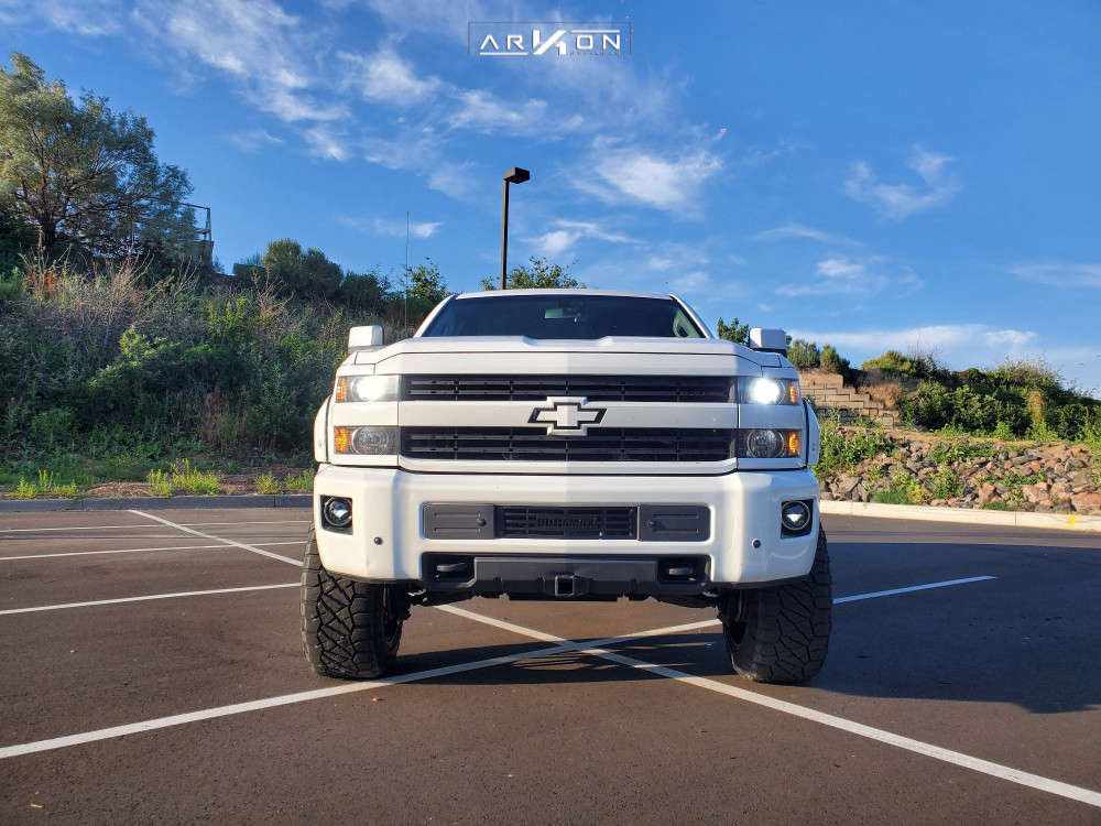 2016 Chevrolet Silverado 2500 HD Wheel Offset Aggressive > 1" Outside ...