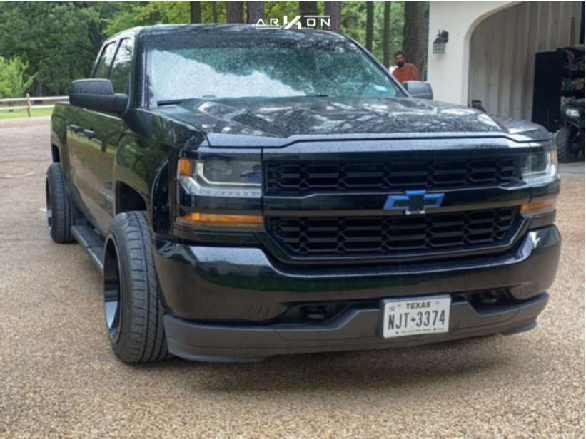 2018 Chevrolet Silverado 1500 Wheel Offset Aggressive > 1" Outside ...