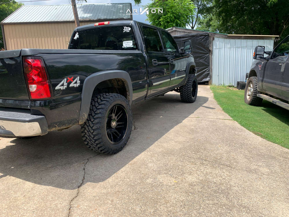 2006 Chevrolet Silverado 2500 HD Wheel Offset Aggressive > 1" Outside ...