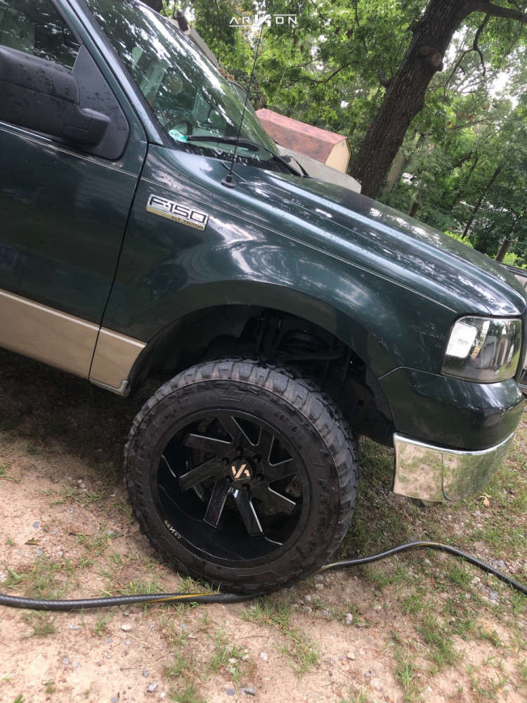 2004 Ford F-150 Wheel Offset Aggressive > 1" Outside Fender Leveling ...