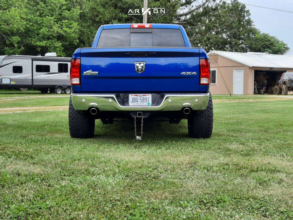 2015 Ram 1500 Wheel Offset Aggressive > 1" Outside Fender Leveling Kit ...