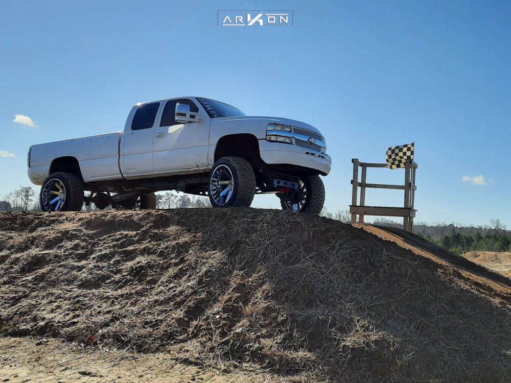 2001 Chevrolet Silverado 2500 HD Wheel Offset Super Aggressive 3"-5 ...
