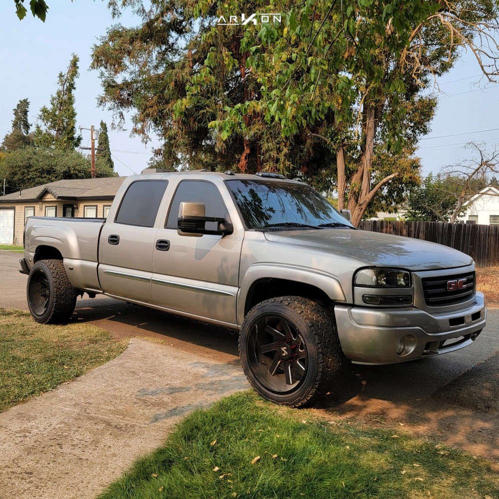 2003 GMC Sierra 1500 HD Wheel Offset Aggressive > 1" Outside Fender ...