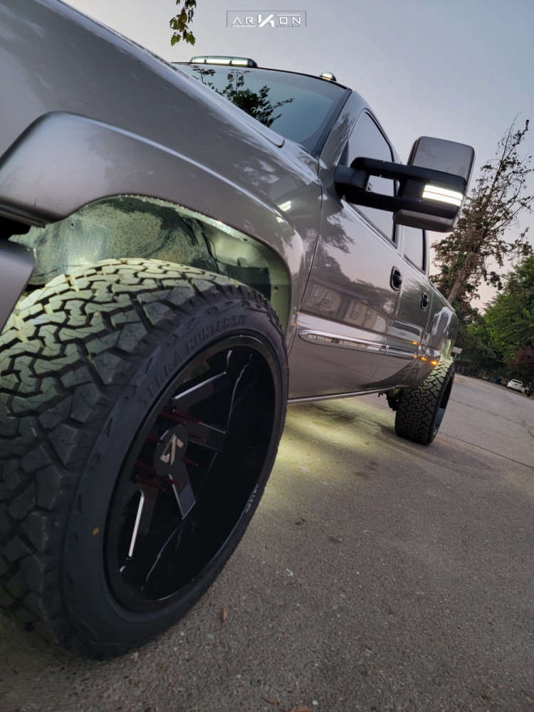 2003 GMC Sierra 1500 HD Wheel Offset Aggressive > 1" Outside Fender ...