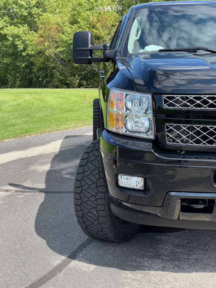 2014 Chevrolet Silverado 2500 HD Wheel Offset Aggressive > 1" Outside ...
