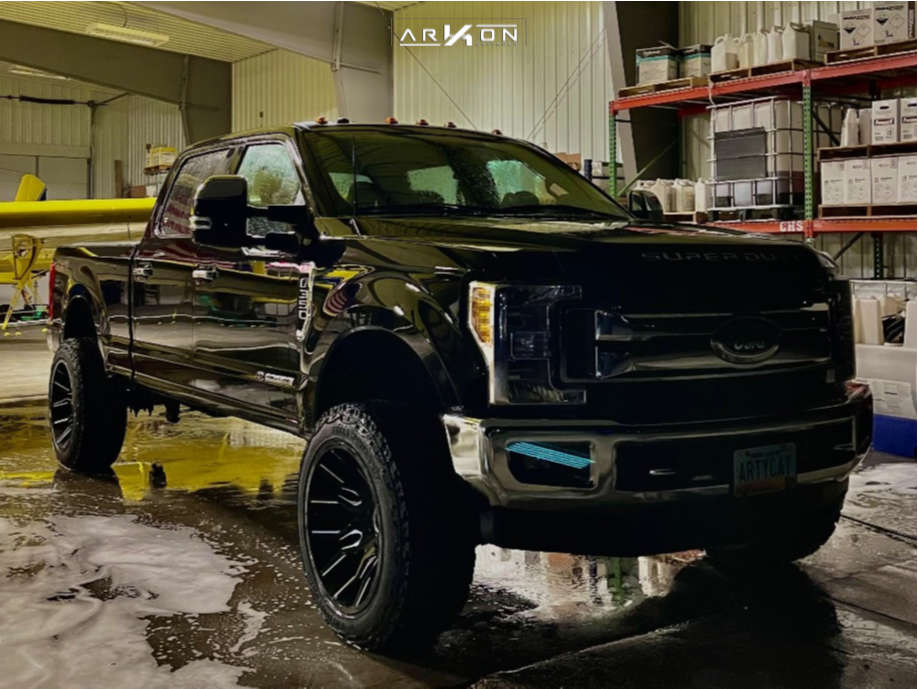 2017 Ford F-350 Super Duty Wheel Offset Super Aggressive 3"-5" Leveling ...