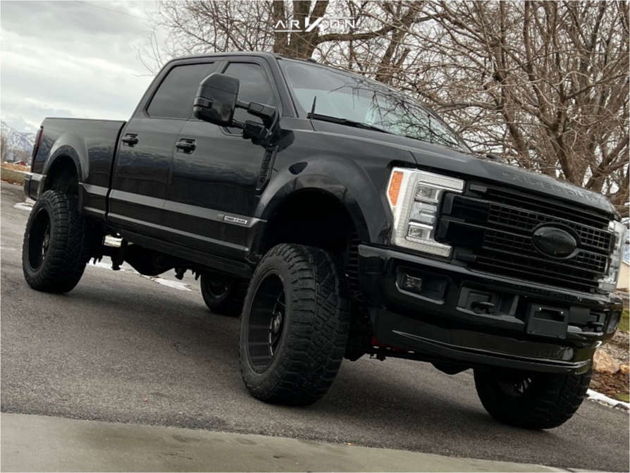 2017 Ford F-350 Super Duty Wheel Offset Aggressive > 1" Outside Fender ...