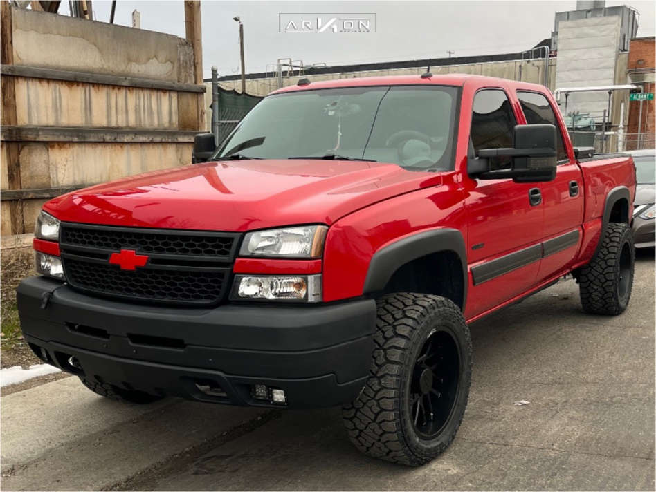 2005 Chevrolet Silverado 2500 HD Wheel Offset Aggressive > 1" Outside ...