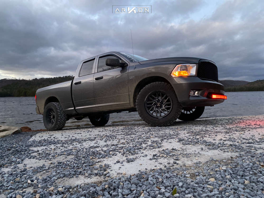 2012 Ram 1500 Wheel Offset Aggressive > 1" Outside Fender Leveling Kit ...