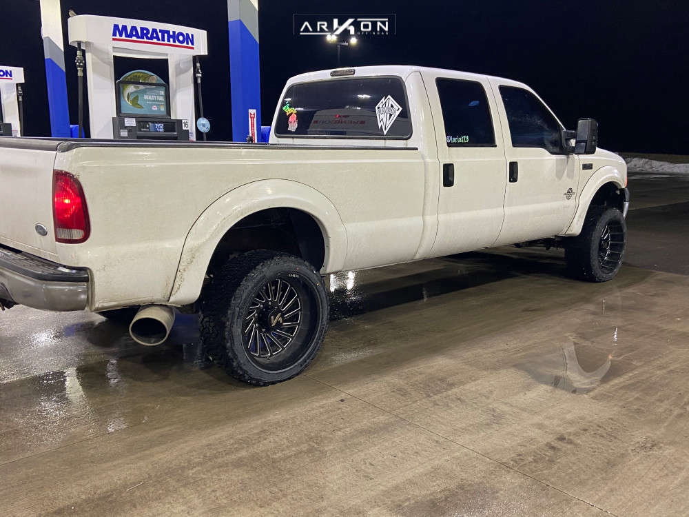 2000 Ford F-250 Super Duty Wheel Offset Slightly Aggressive Stock ...