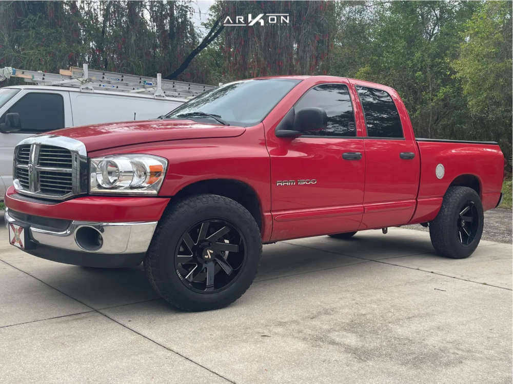 Big Tires 2007 Dodge Ram 2007 Dodge Ram 1500 20x10 Buck Commander