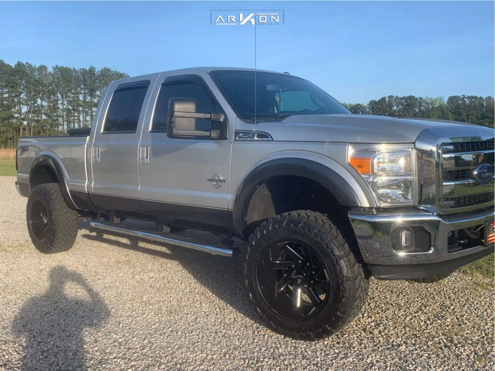 2016 Ford F-250 Super Duty Wheel Offset Aggressive > 1" Outside Fender ...